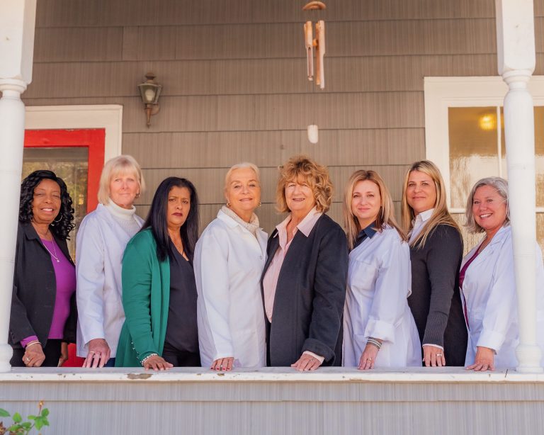 Home Care Long Island - Helping Hands Home Care